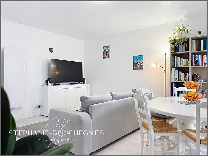 Appartement à vendre - Royan, Pontaillac - 2 pièces - 1 chambre