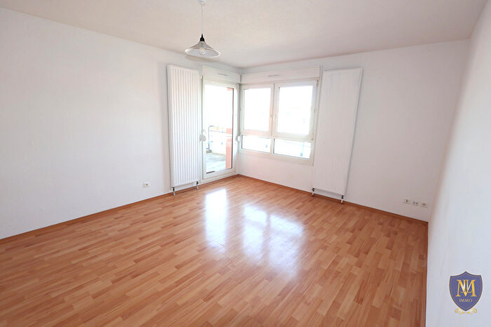 Appartement à vendre - Saint-Louis, Centre-ville - 2 pièces - 1 chambre