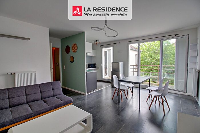 Les Mureaux, Stade : Appartement 3 pièces à vendre