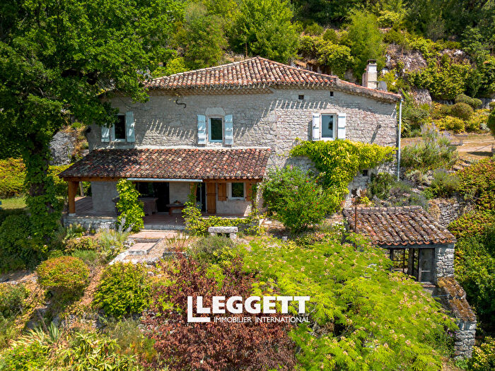 Sainte-Croix : Maison 8 pièces à vendre