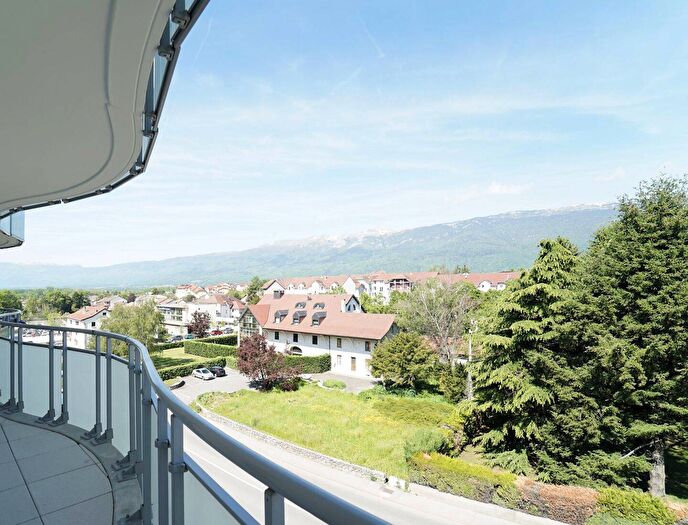 Ouest, Saint-Genis-Pouilly - Appartement 4 pièces à louer