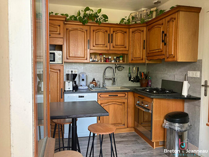 Laval, Saint-Nicolas : Maison 4 pièces à vendre