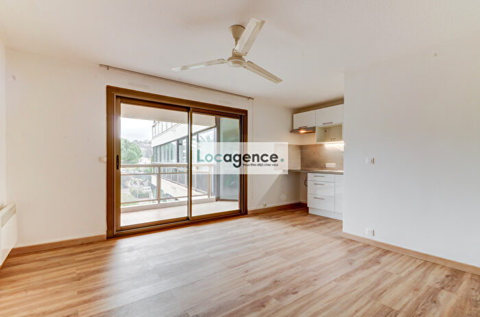 Appartement à louer - Mandelieu-la-Napoule, Minelle - 2 pièces - 1 chambre