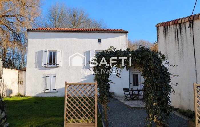Maison 6 pièces à vendre à Chizé