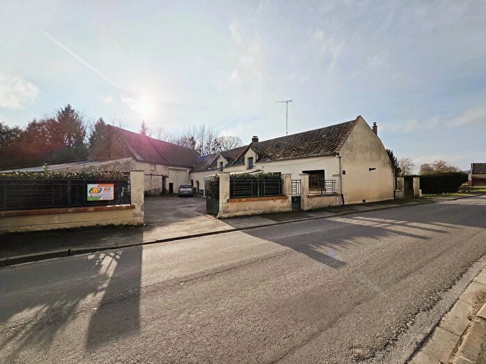 Maison à vendre - Crécy-sur-Serre - 8 pièces - 3 chambres