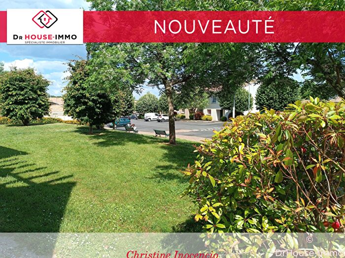 Saint-Yzan-de-Soudiac : Maison 3 pièces à louer
