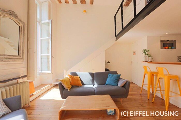 Appartement à louer - Porte Saint Denis-Paradis, Paris ème arrondissement - 2 pièces - 1 chambre