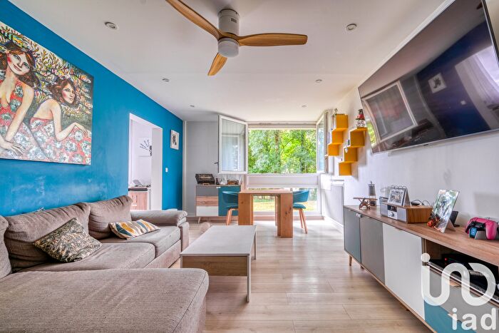 Appartement à vendre - Livry-Gargan, Centre-ville - 3 pièces - 2 chambres