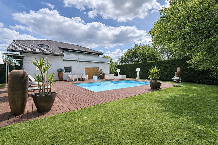 Maison 7 pièces à vendre à Poisy