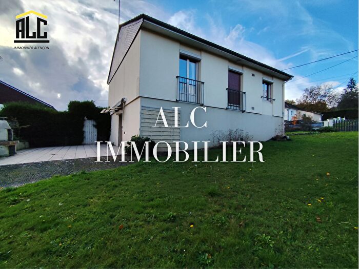 Maison à vendre - Fresnay-sur-Sarthe - 3 pièces - 2 chambres