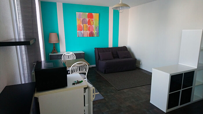 Appartement à vendre - Tours, Sainte-Radegonde, IUT - 1 pièce