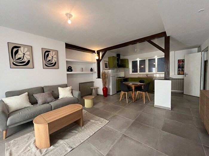 Maison 4 pièces à louer à Château-Renault