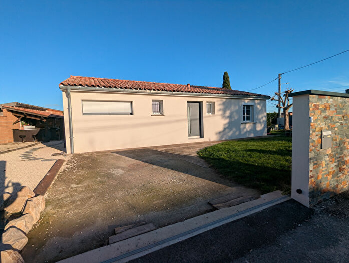 Maison à vendre - Lagrave - 4 pièces - 3 chambres