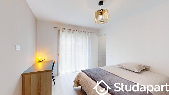 Appartement à louer - Centre Ville, Mérignac - 1 pièce - 1 chambre