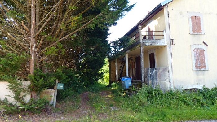 Maison à vendre - Les Essards-Taignevaux - 5 pièces - 3 chambres