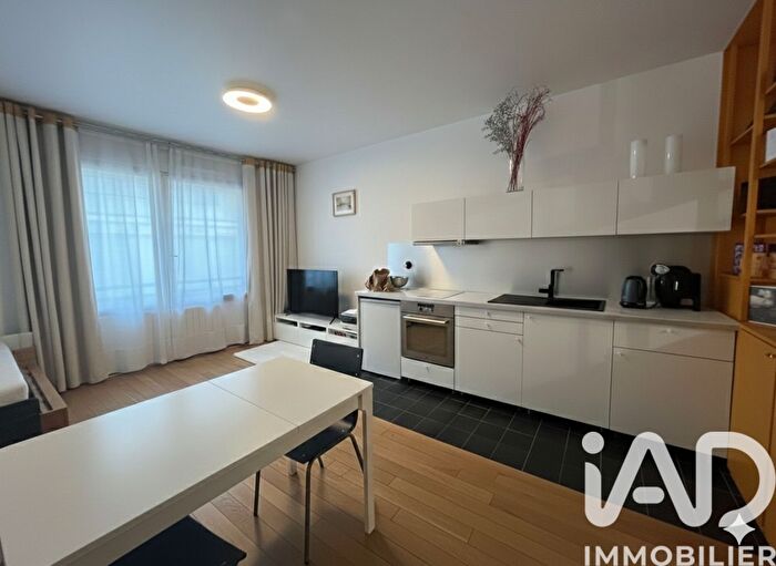 Appartement à vendre - Saint-Cloud, Montretout, Coutureau - 1 pièce