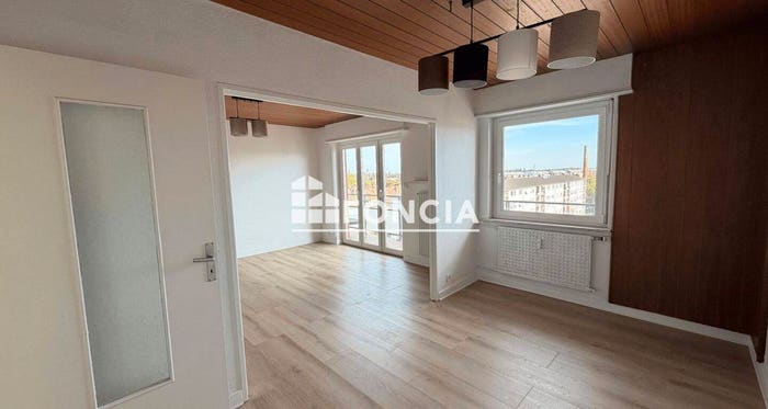 Doller, Mulhouse : Appartement 4 pièces à louer