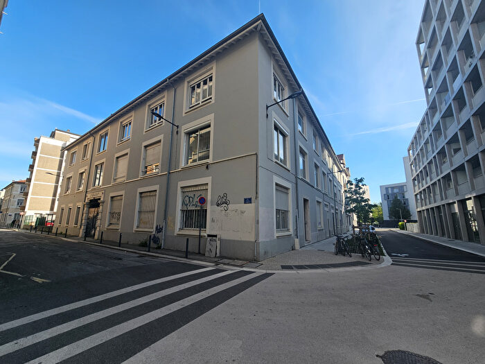 Appartement à vendre - Grenoble, Championnet - 1 pièce - 1 chambre