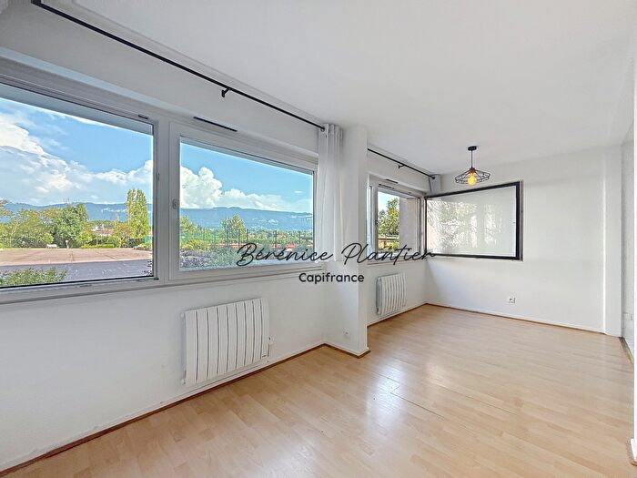 Appartement 2 pièces à vendre à Saint-Julien-en-Genevois, Centre-ville