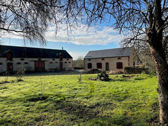 Montreuil-sur-Maine : Maison 5 pièces à louer