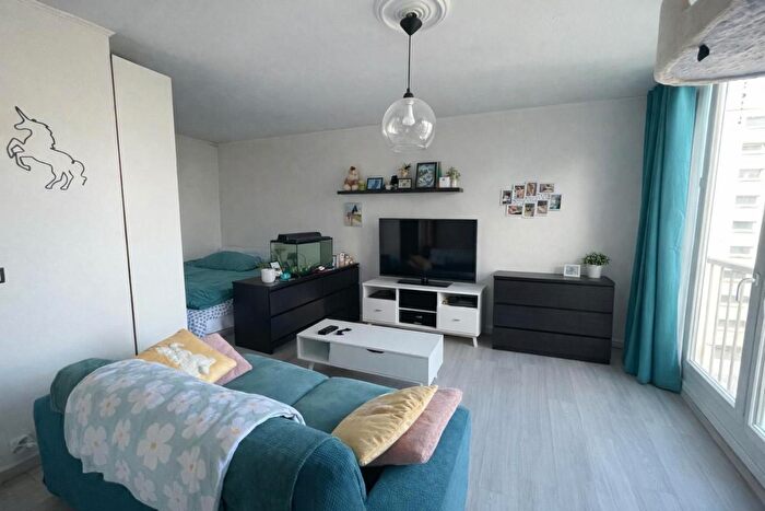 Appartement à vendre - Le Plessis-Trévise, Centre-ville, Orly Parc - 1 pièce