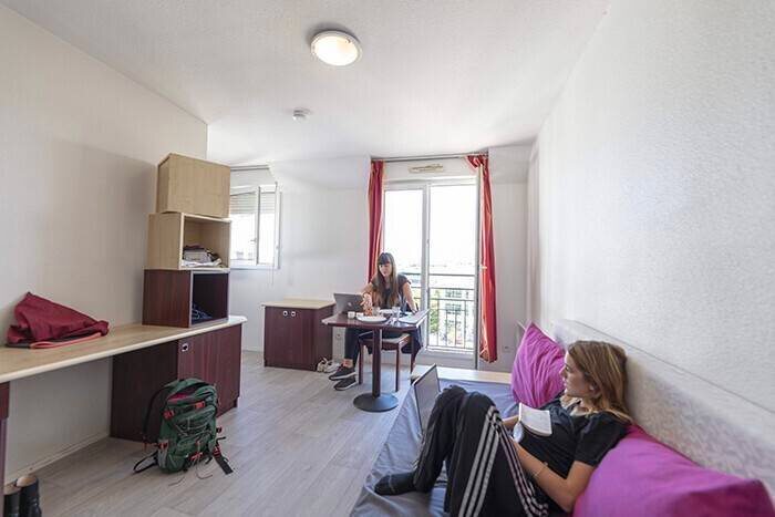 Appartement à louer - Colombiers, Issy-les-Moulineaux - 1 pièce