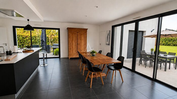 Maison 10 pièces à vendre - Feneu