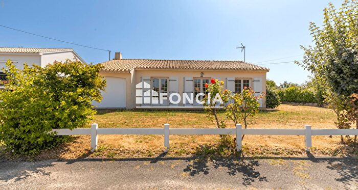 Maison à vendre - Saint-Christophe-du-Ligneron - 4 pièces - 2 chambres