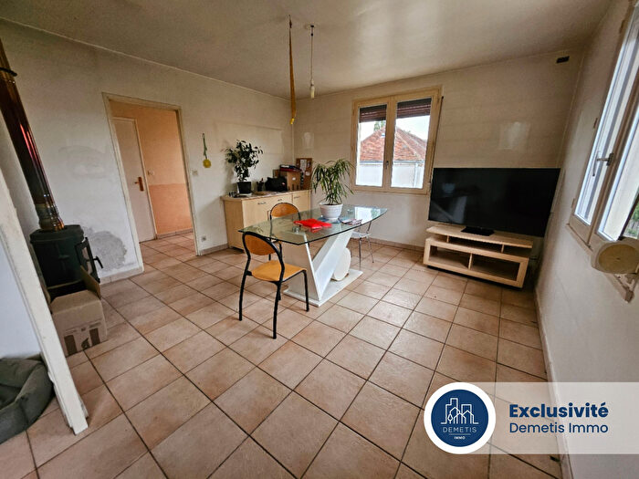 Coulombiers : Maison 2 pièces à vendre