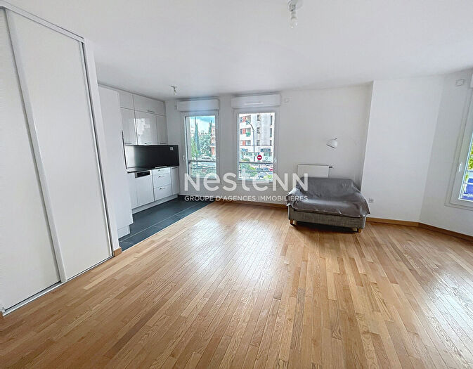 Appartement à vendre - Issy-les-Moulineaux, Centre-ville, Corentin Celton, Les Varennes - 3 pièces - 2 chambres