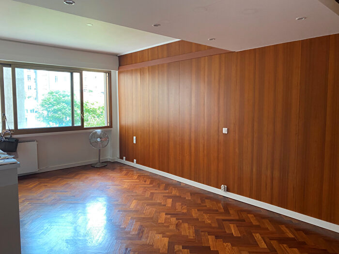 Appartement à louer - Paris e , Passy, Maison de la Radio, Muette-Sud - 1 pièce
