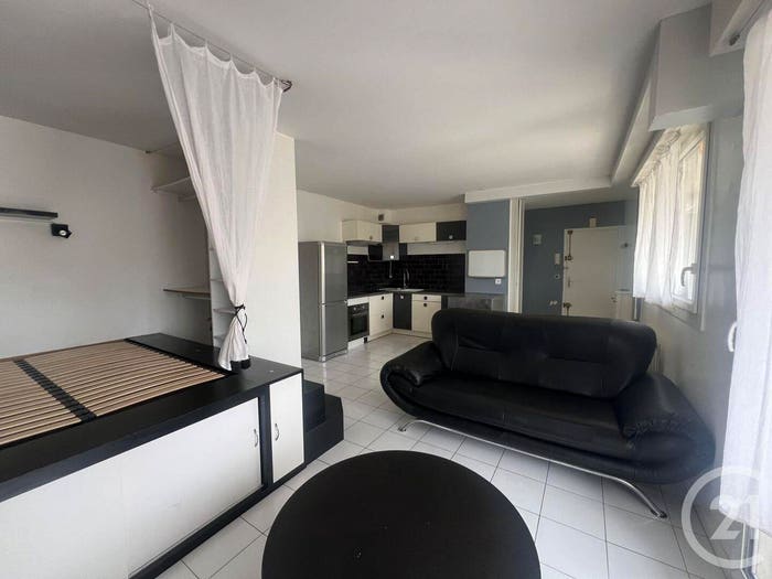 Coubron : Appartement 1 pièce à louer