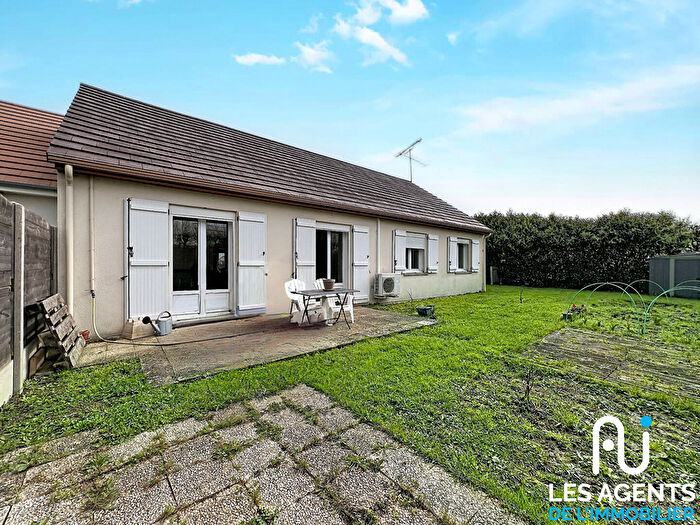 Maison à vendre - Meung-sur-Loire - 5 pièces - 3 chambres
