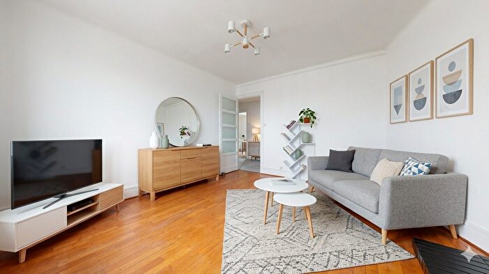 Appartement 3 pièces à vendre à Villeurbanne, Perrallière