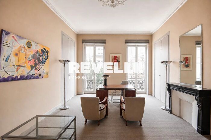 Appartement 4 pièces à vendre - Marseille 6ème, Palais de Justice