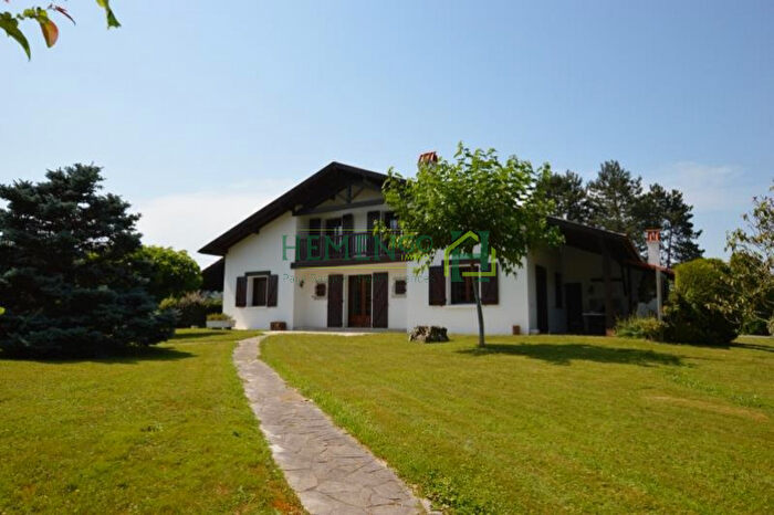 Maison 6 pièces à vendre à Osserain-Rivareyte