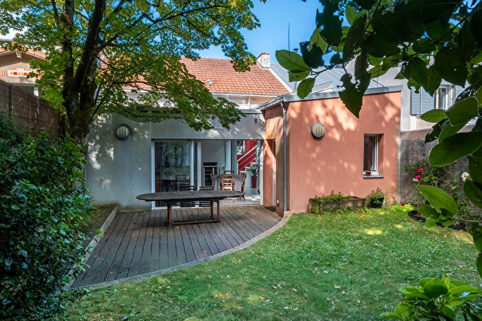 Nantes, Sainte-Thérèse, Rond-Point de Vannes - Maison 8 pièces à vendre
