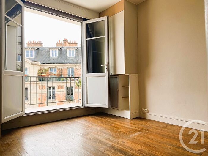 Paris 10ème, Louis Blanc, Aqueduc : Appartement 1 pièce à louer