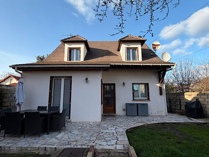 Maison à vendre - Mitry-Mory - 6 pièces - 4 chambres