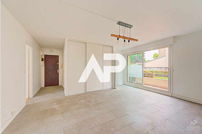 Appartement 3 pièces à vendre - Rueil-Malmaison, Plaine Gare