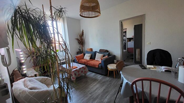 Appartement à louer - Salon-de-Provence, Monaque, Craponne - 3 pièces - 2 chambres