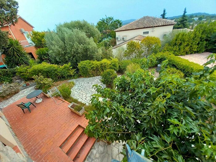 Appartement à louer - La Garde - 2 pièces - 1 chambre