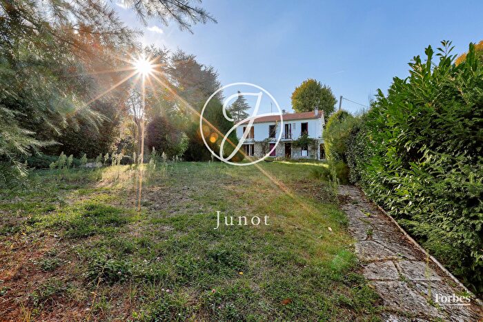 Bougival : Maison 6 pièces à vendre