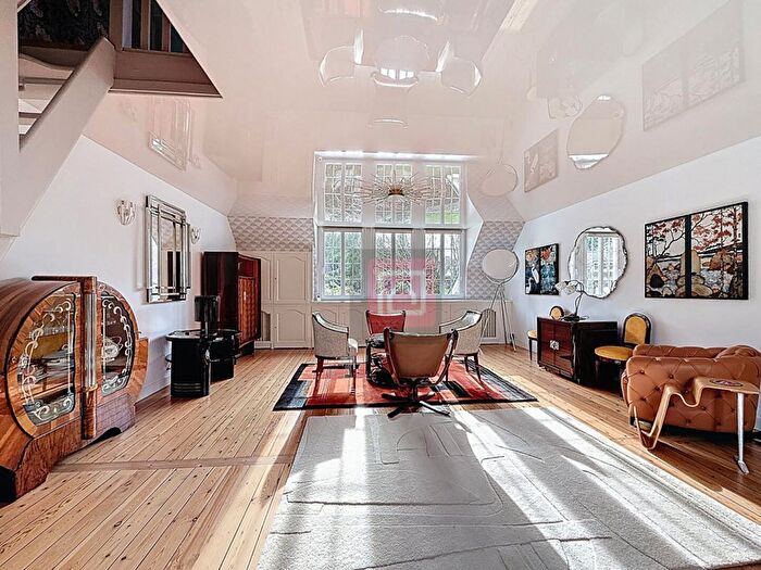 Appartement à vendre - Honfleur - 4 pièces - 3 chambres