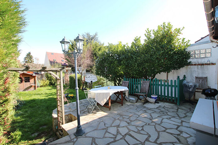 Maison à vendre - Champigny-sur-Marne, Coeuilly Village Parisien - 5 pièces - 3 chambres