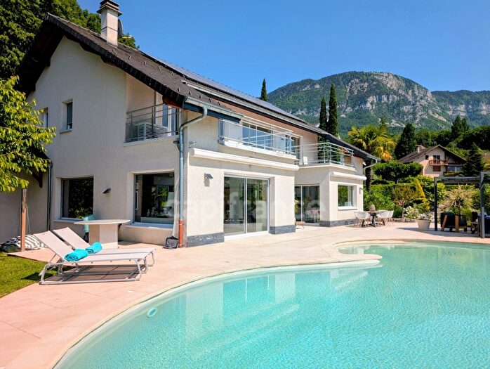 Pugny-Chatenod - Maison 6 pièces à vendre