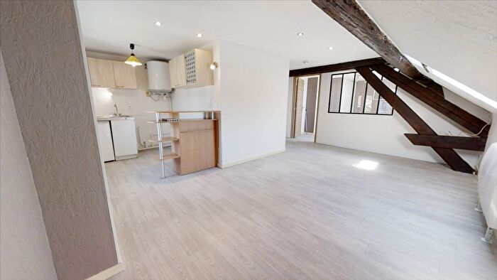 Appartement à louer - Beure - 2 pièces - 1 chambre