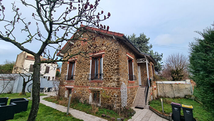 Maison à vendre - Villemomble, Eglise - 6 pièces - 4 chambres