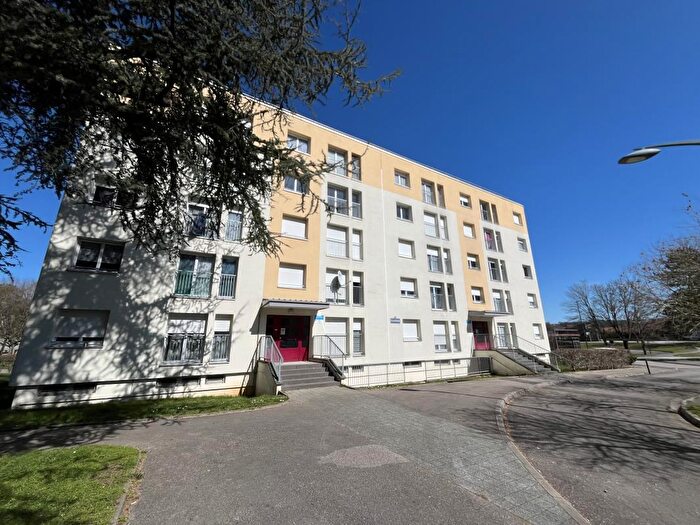 Appartement 3 pièces à Neufchâteau, à louer
