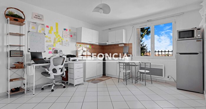 Paray-Vieille-Poste : Appartement 2 pièces à vendre